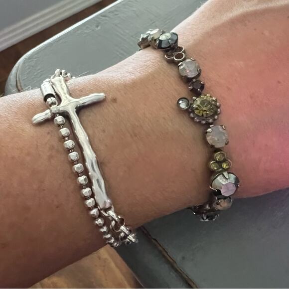 Sorrelli | Jewelry | Sorrelli Crystal Bracelet | Poshmark